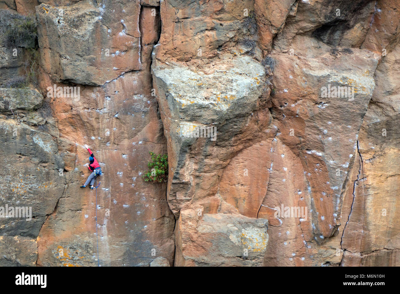 Red chalk marks hi-res stock photography and images - Alamy