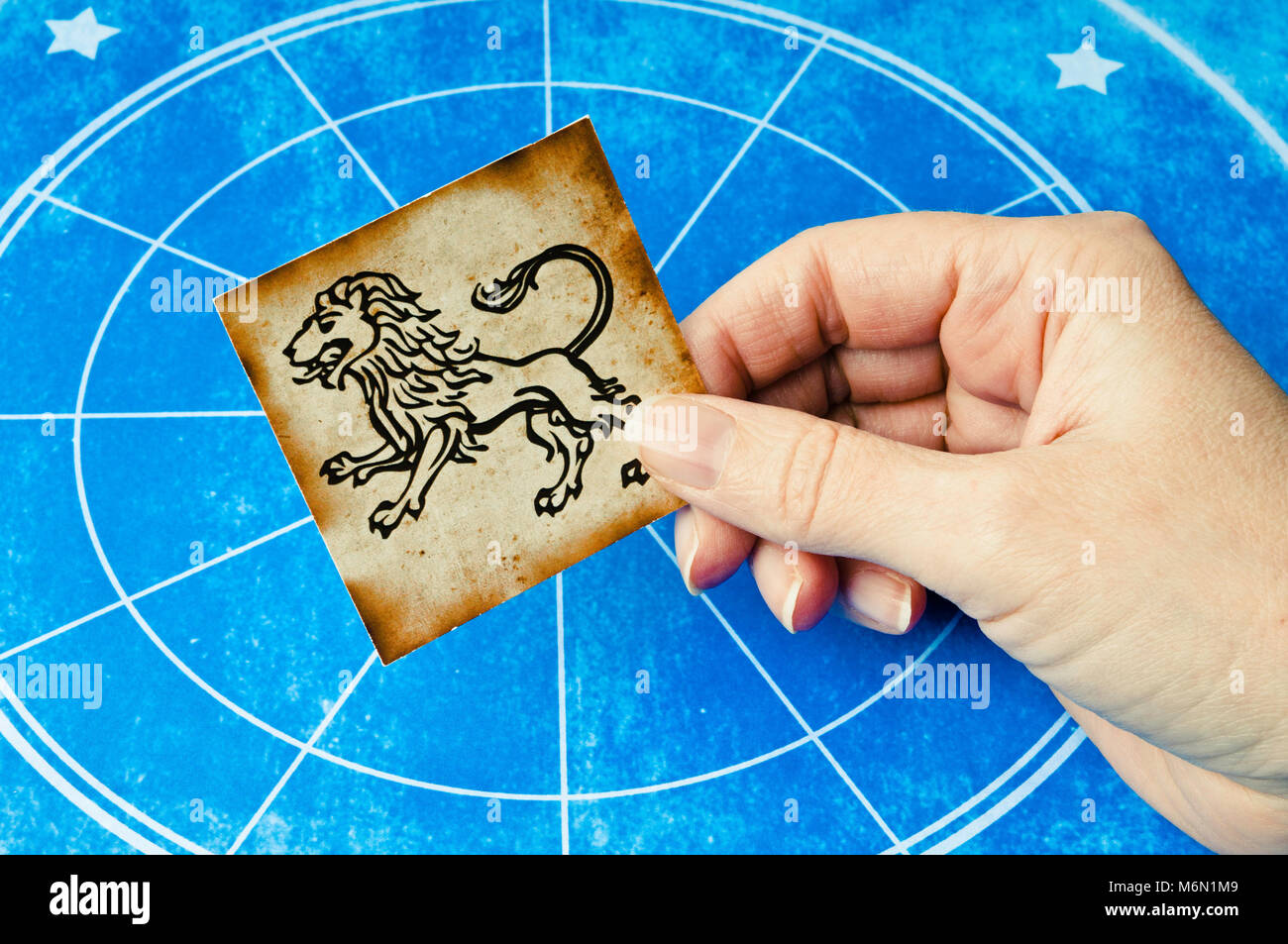 Card leo zodiac sign hi-res stock photography and images - Alamy