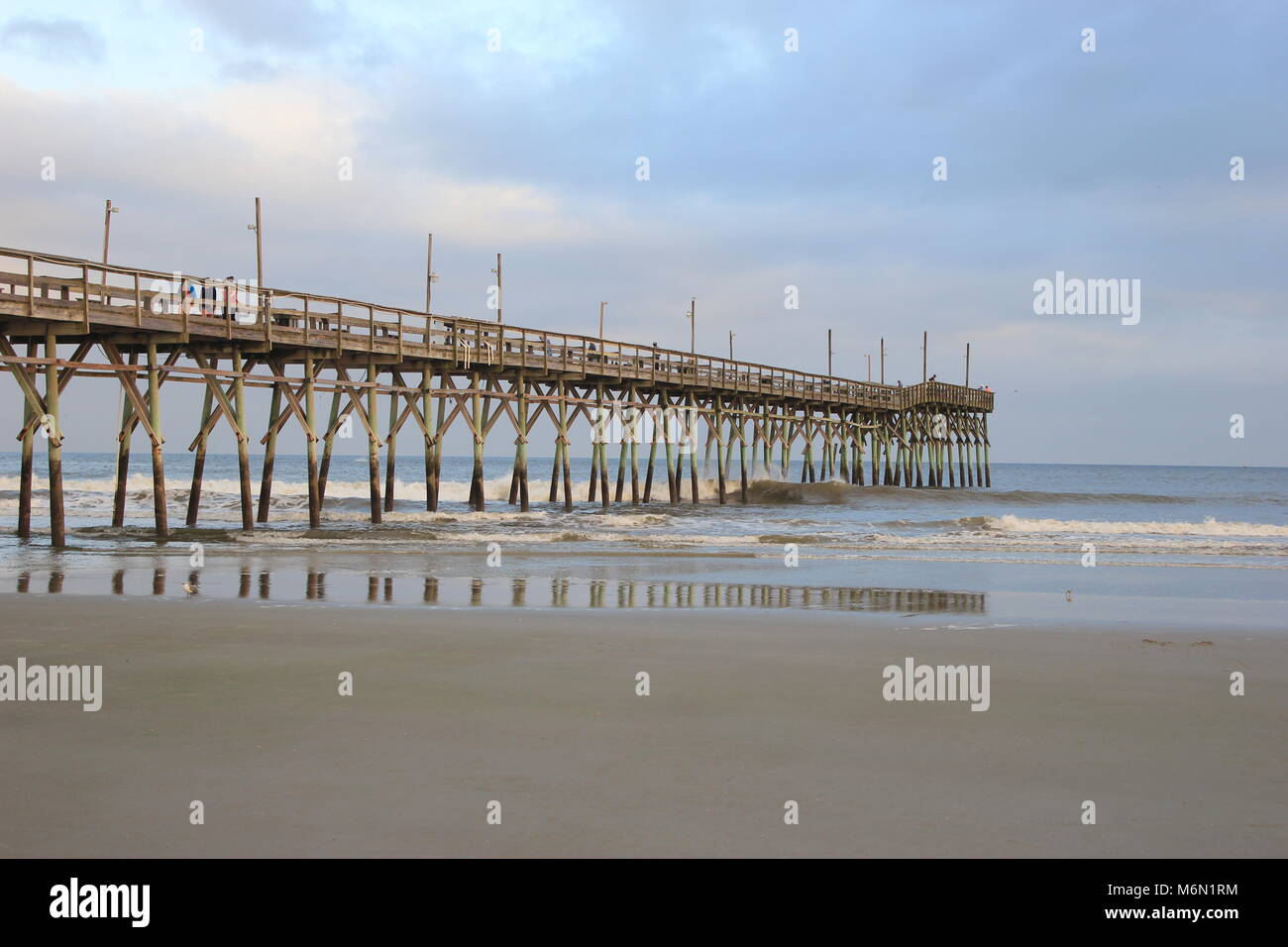 Pier beach fishing hi-res stock photography and images - Alamy