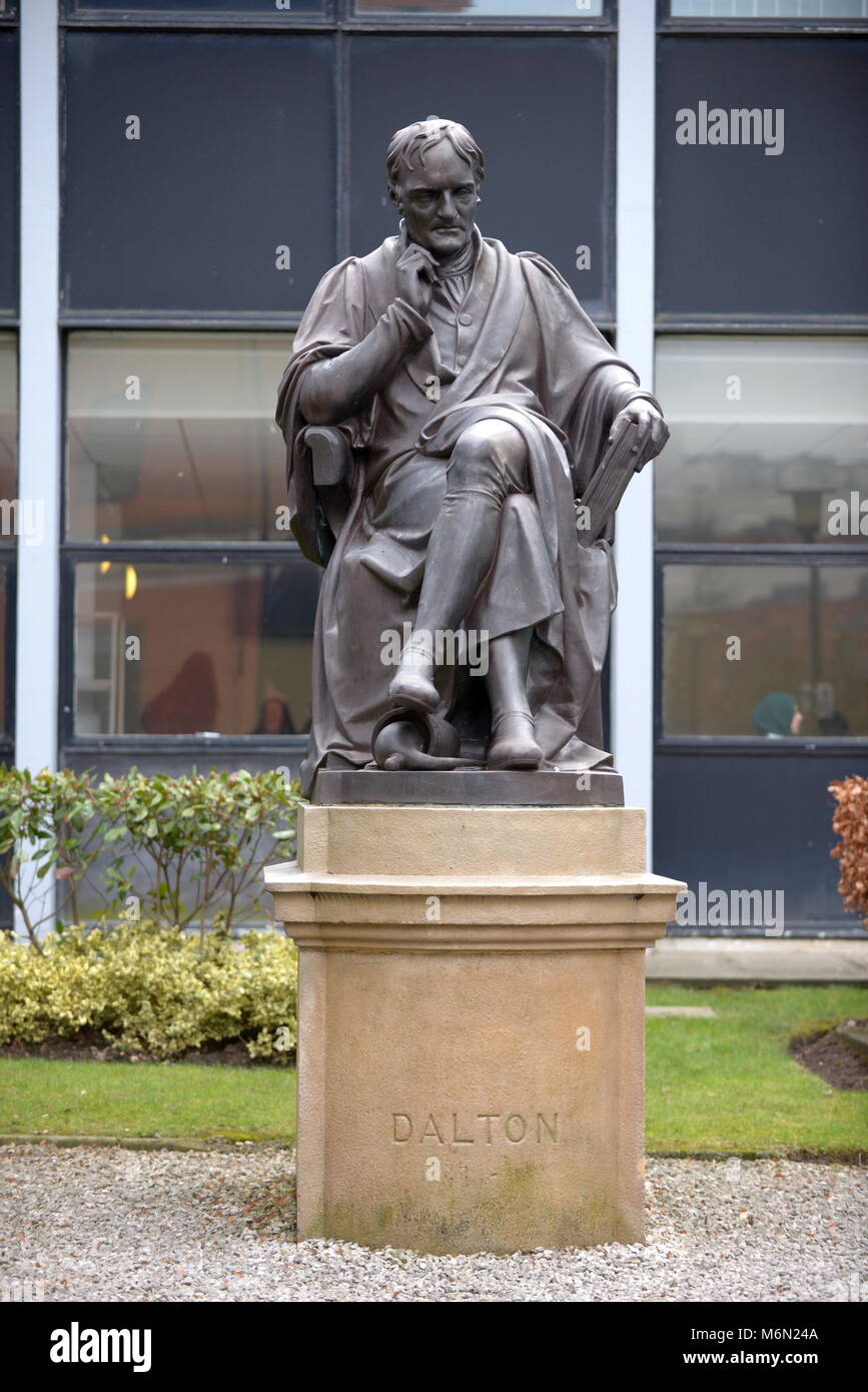 John dalton statue hi-res stock photography and images - Alamy John dalton statue hi-res stock photography and images - Alamy