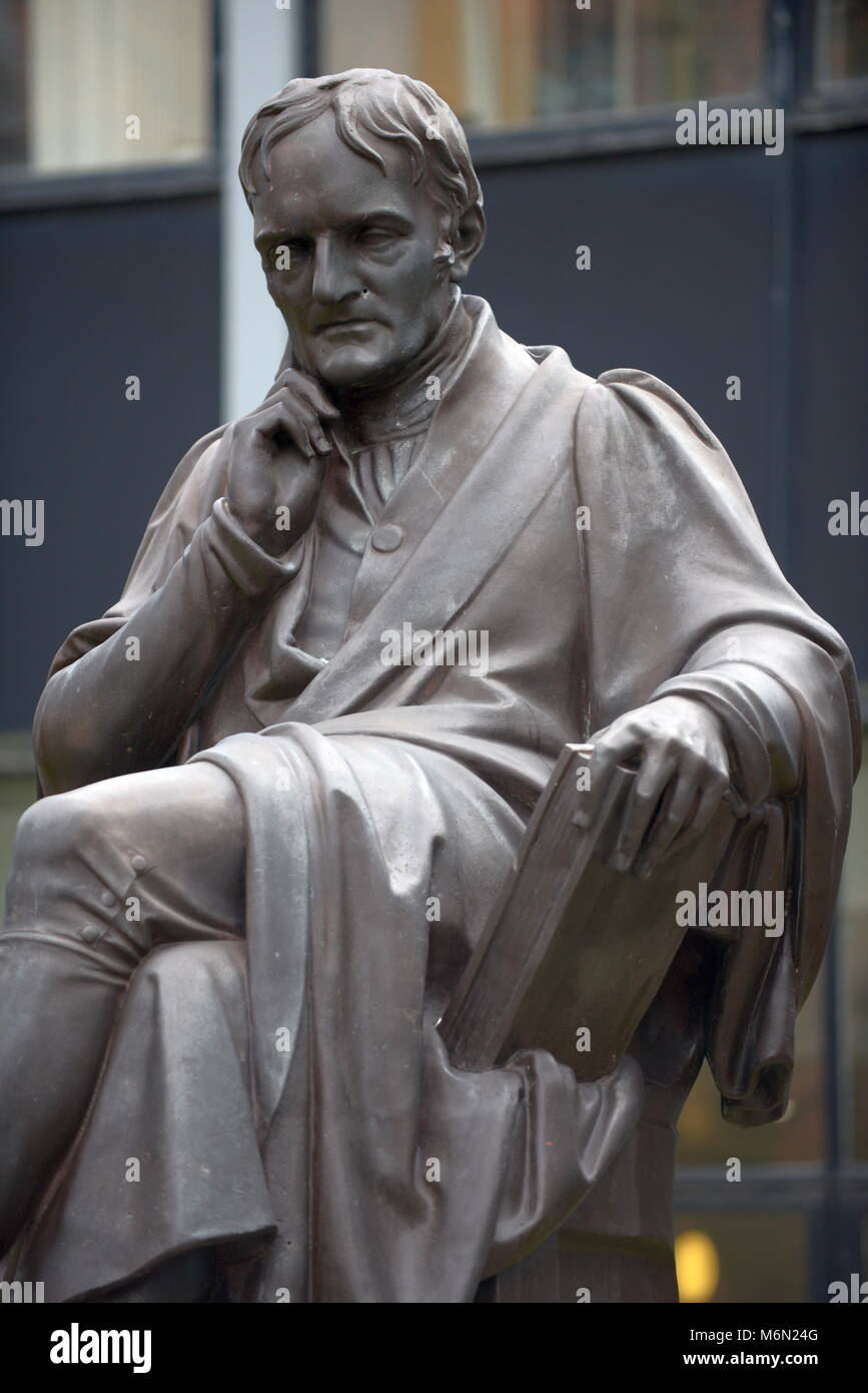 John dalton statue hi-res stock photography and images - Alamy John dalton statue hi-res stock photography and images - Alamy