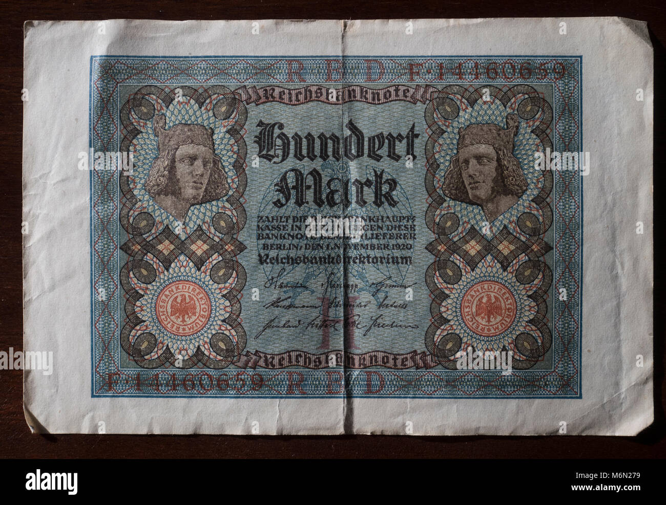 100 marks hi-res stock photography and images - Alamy