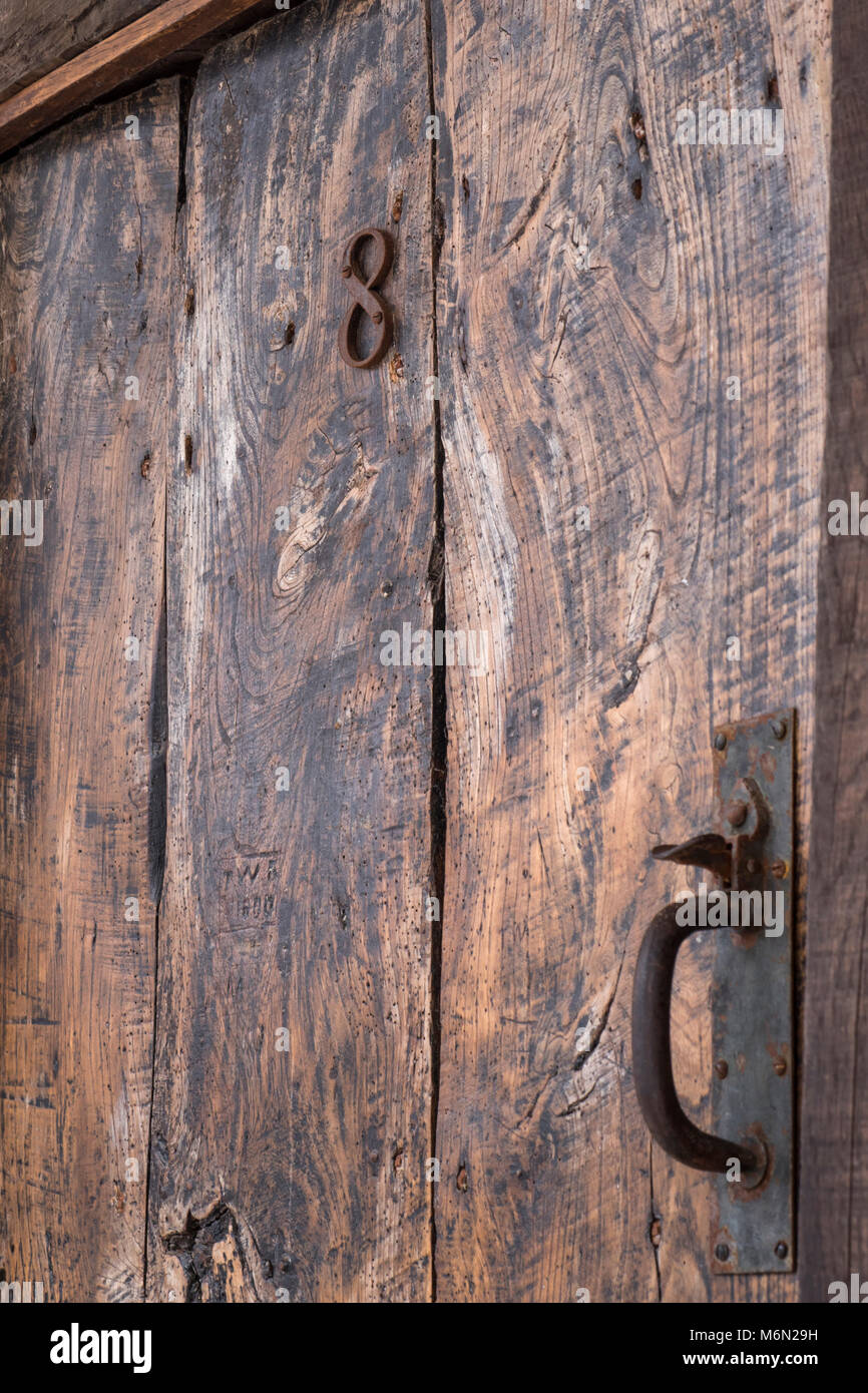 Number Eight Knot High Resolution Stock Photography and Images - Alamy