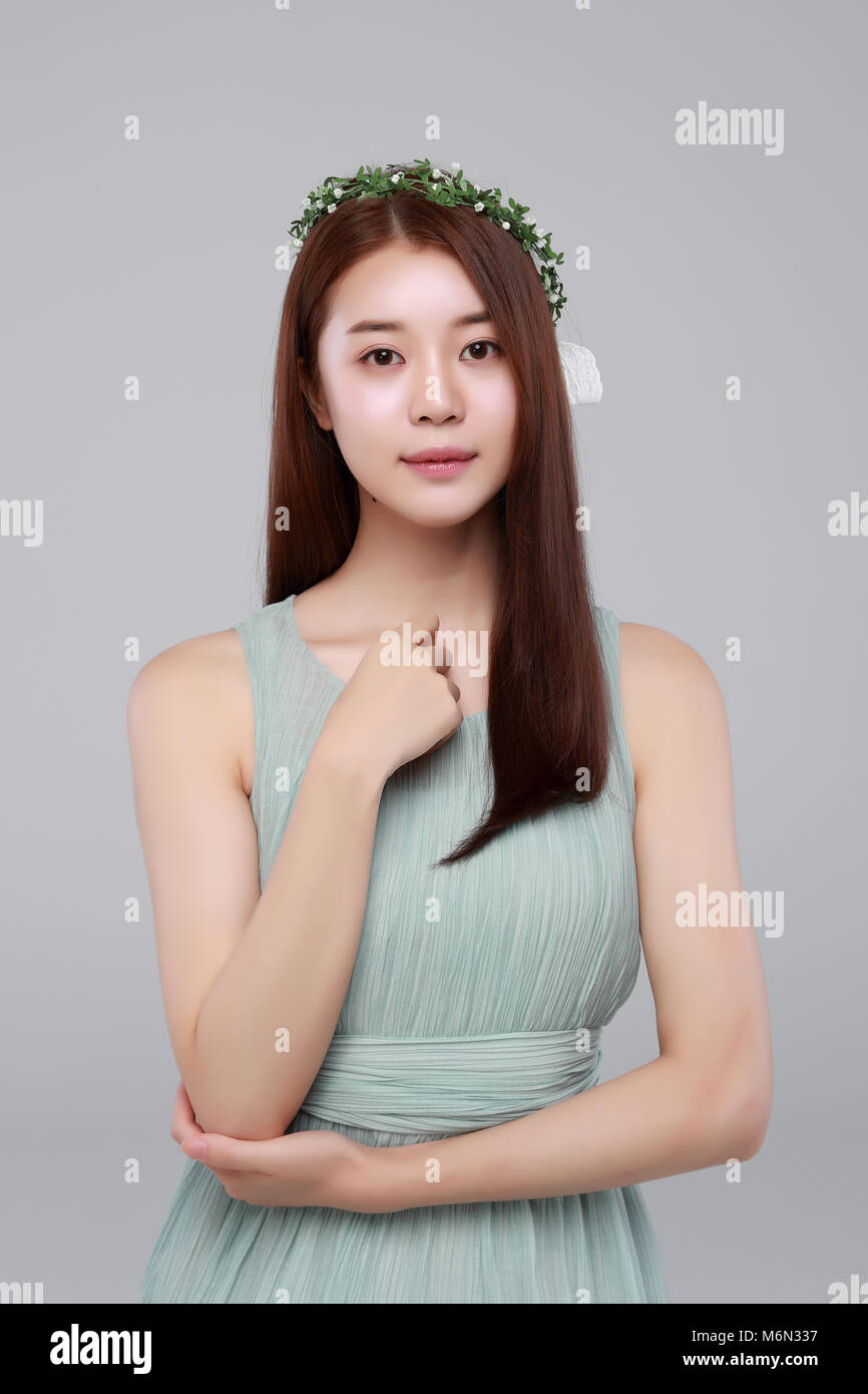 Beauty stylish asian women posing in fashionable clothes isolated White ...