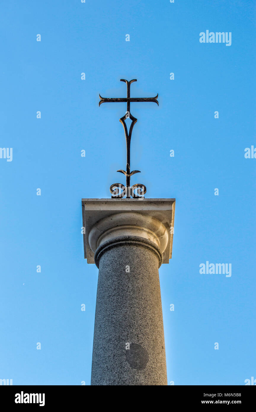 Cross Column Stock Photos & Cross Column Stock Images - Alamy