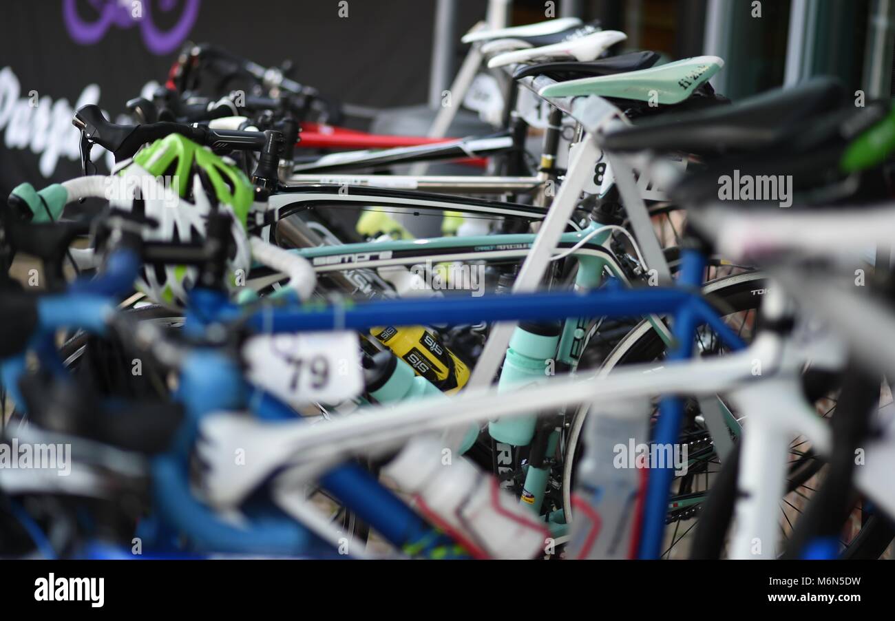 Marathon Bike ride, Multiple riders in countryside Stock Photo - Alamy