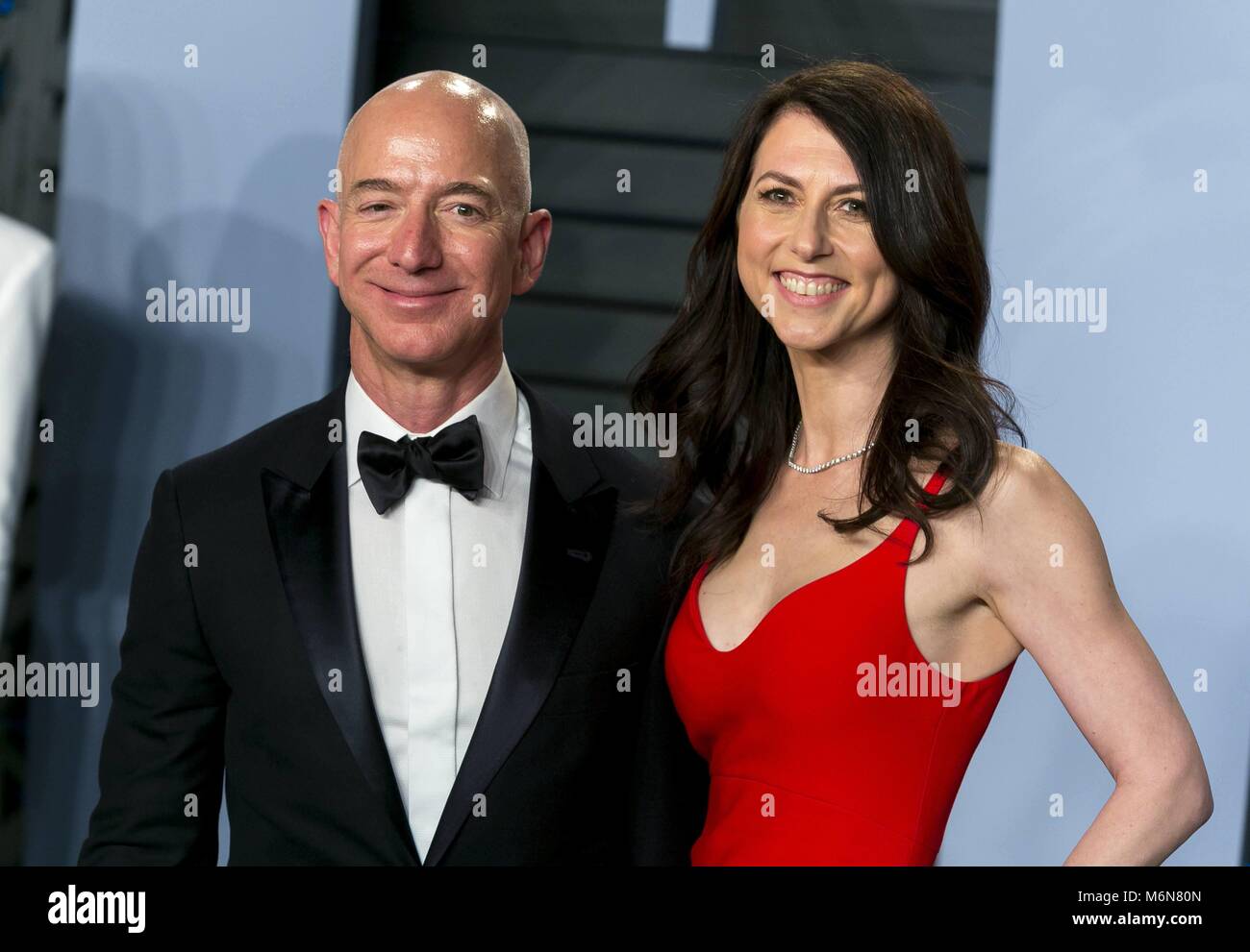 Jeff Bezos and MacKenzie Bezos attend the Vanity Fair Oscar Party at ...