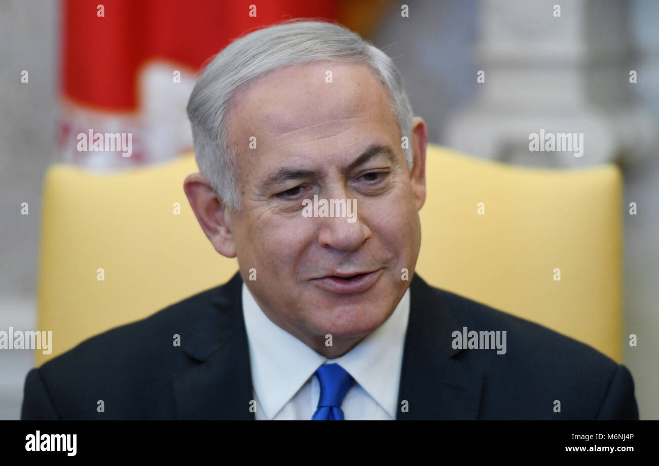 Prime Minister Benjamin Netanyahu of Israel speaks in the Oval Office ...