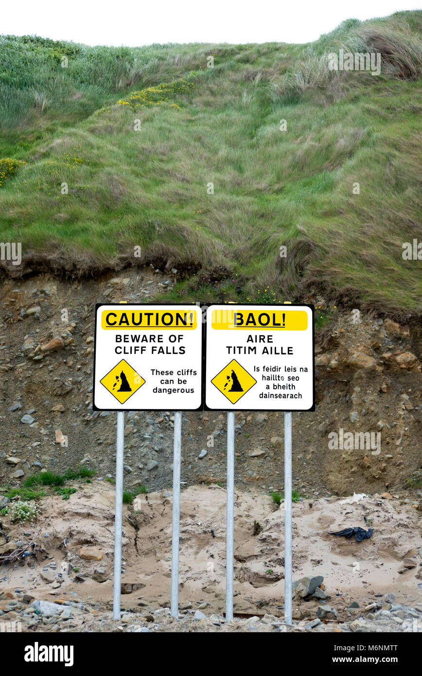 Warning cliff falls danger sign hi-res stock photography and images - Alamy