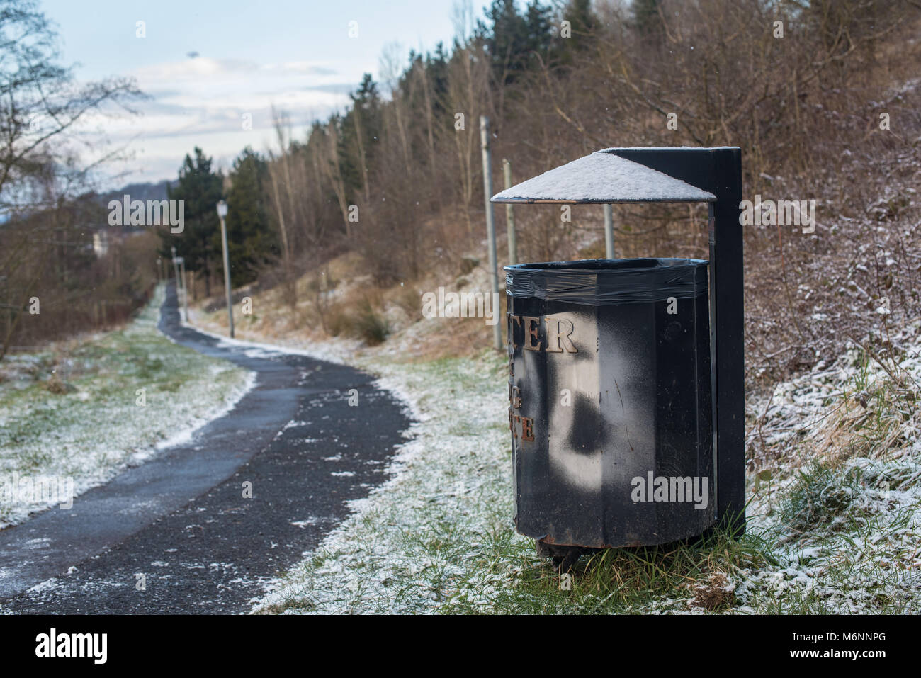 Snowy scenes on a cold winters day Stock Photo - Alamy