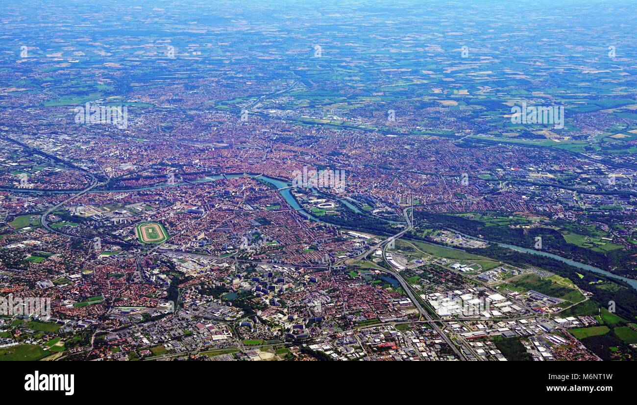Aerial view of Toulouse and the Garonne River in Southwestern France ...