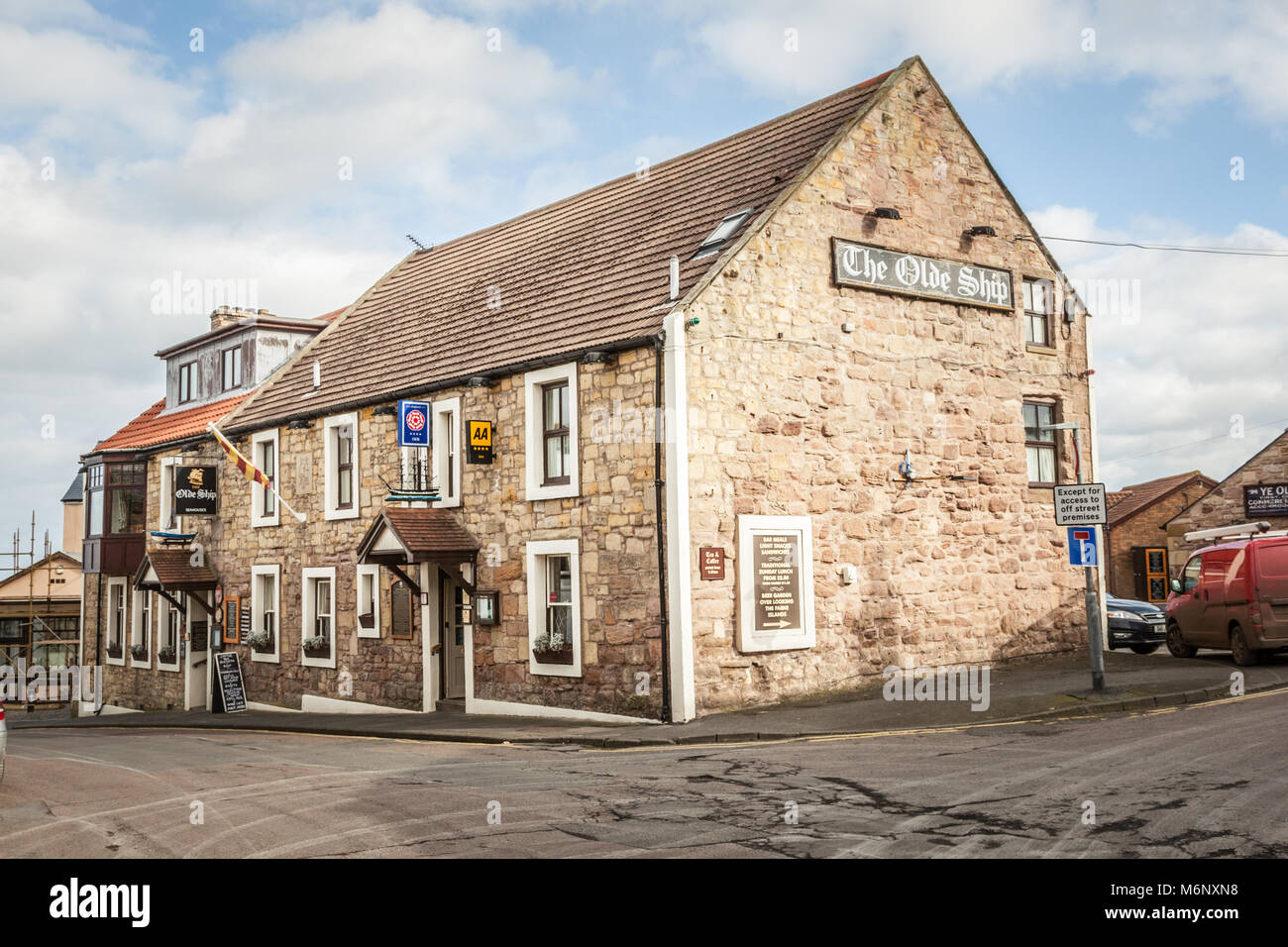 The Olde Shipp Inn, Seahouses UK Stock Photo - Alamy