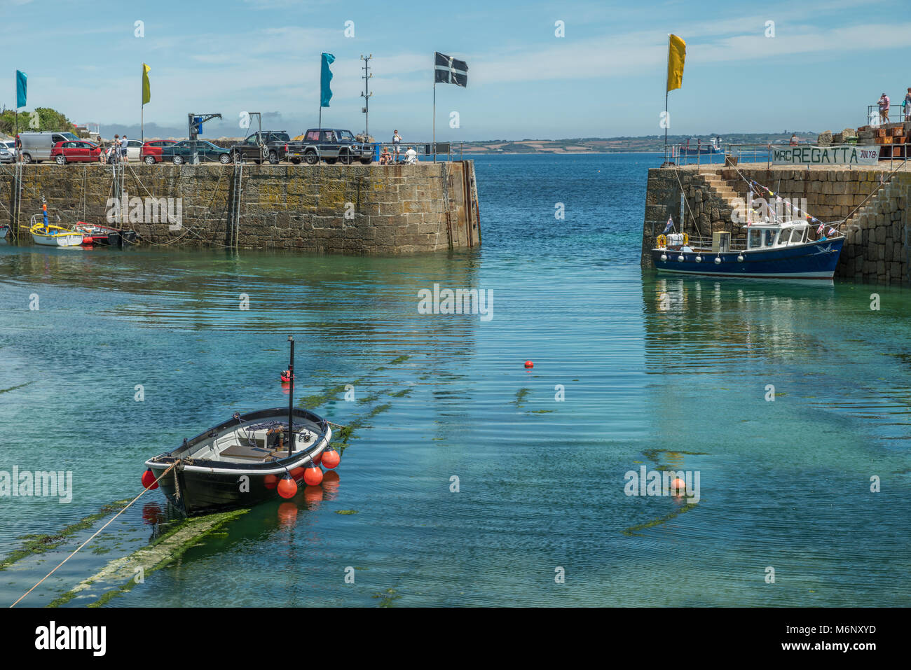 Mousehole harbour entrance hi-res stock photography and images - Alamy