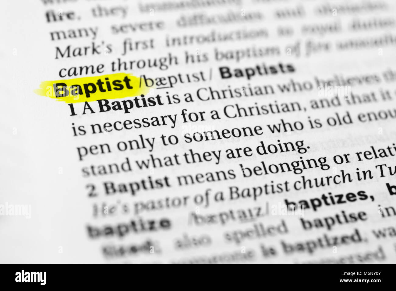 Highlighted English word "baptist" and its definition in the dictionary ...