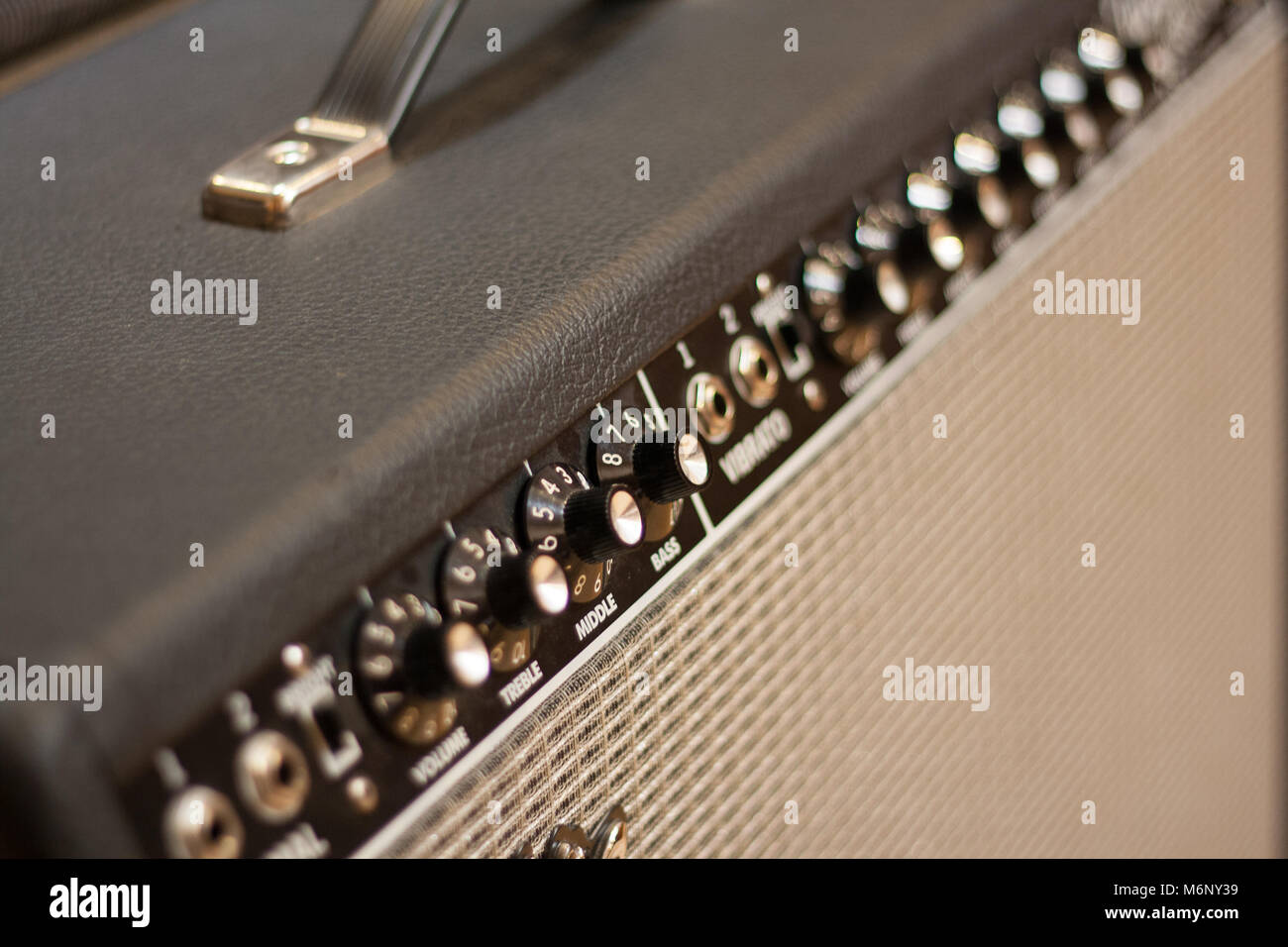 Field amplifier hi-res stock photography and images - Alamy