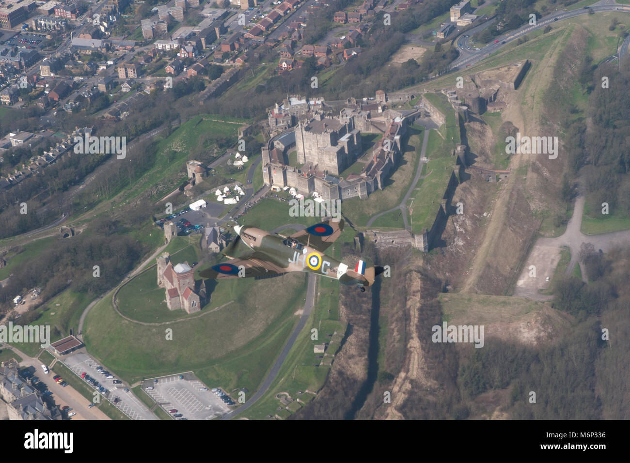 Air to air photo of a Supermarine Spitfire from World War II flying ...