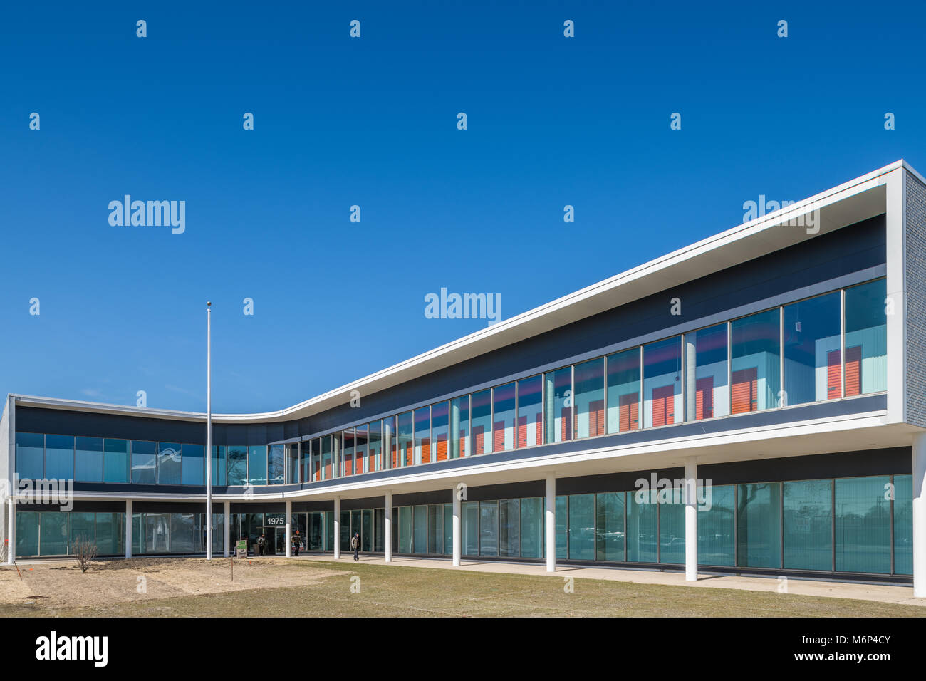 Former Jewel-Osco headquarters building designed by Epstein Stock Photo ...