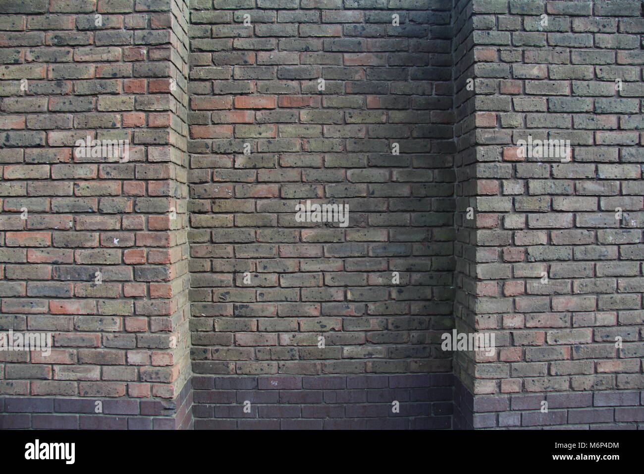 Brickwall with recessed section, brickwall columns border Stock Photo ...