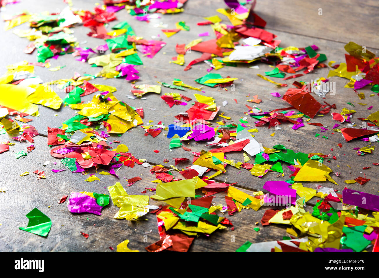 Wedding table confetti hi-res stock photography and images - Alamy