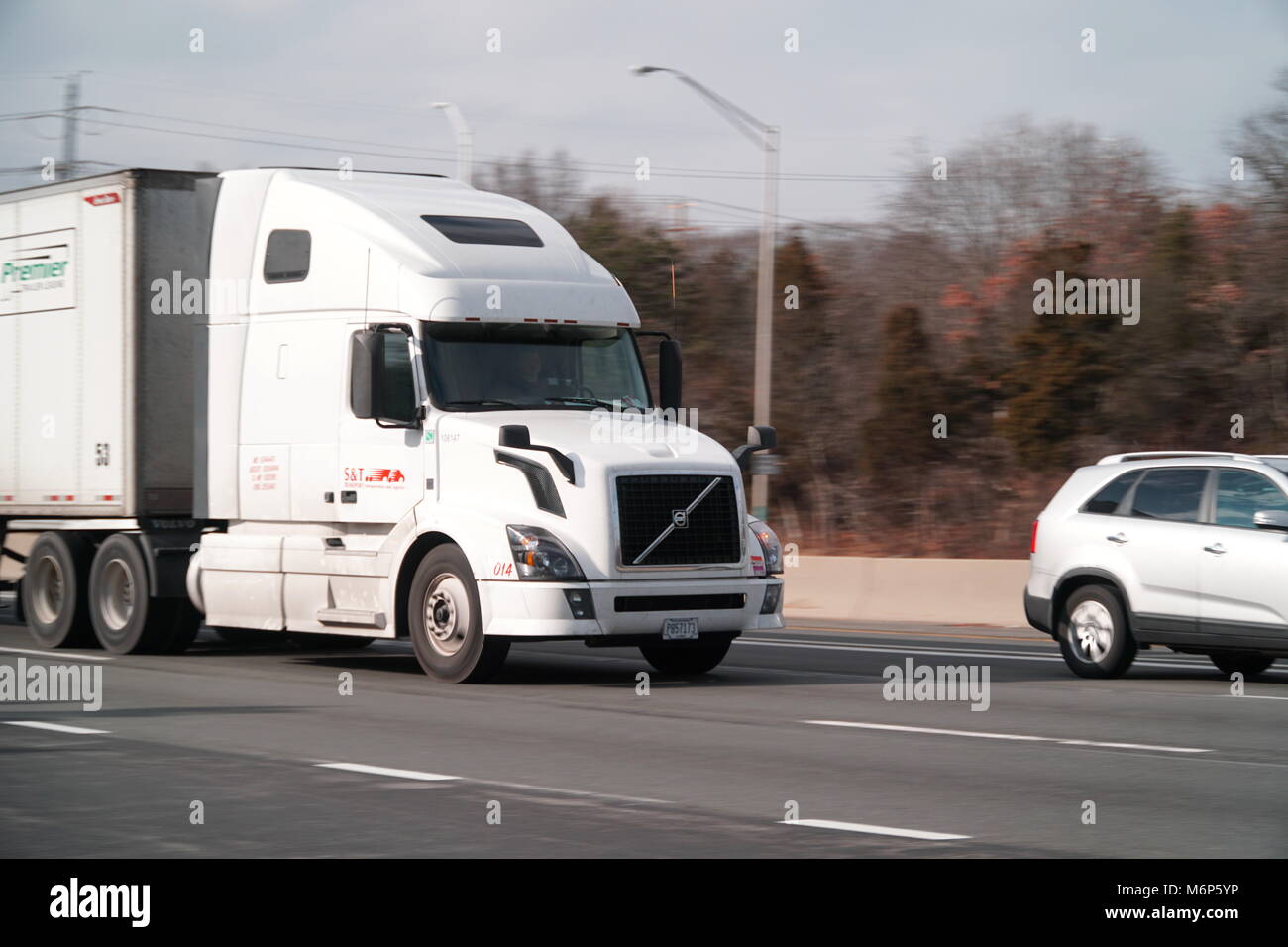 Long Island, NY - Circa 2017: Large Semi tractor trailer truck with ...