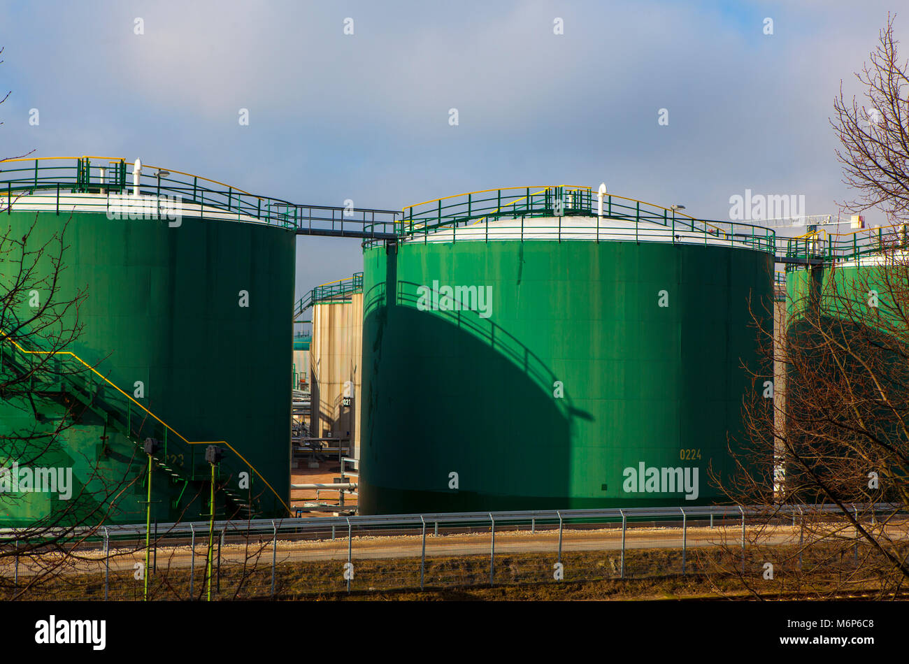 Fuel storage tanks hi-res stock photography and images - Alamy