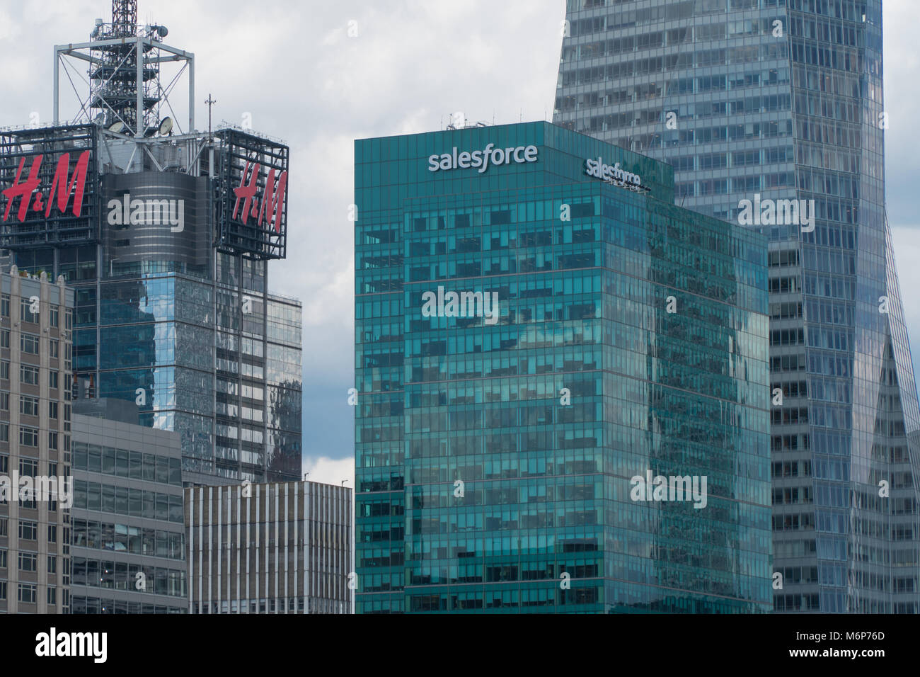 New York City, Circa 2017: Salesforce building close up sign on green ...