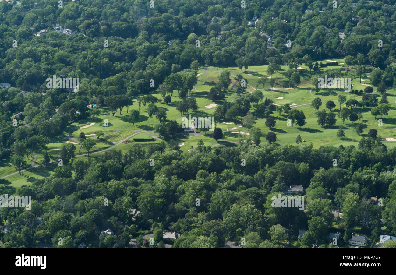 Aerial suburban neighborhood golf hi-res stock photography and images ...