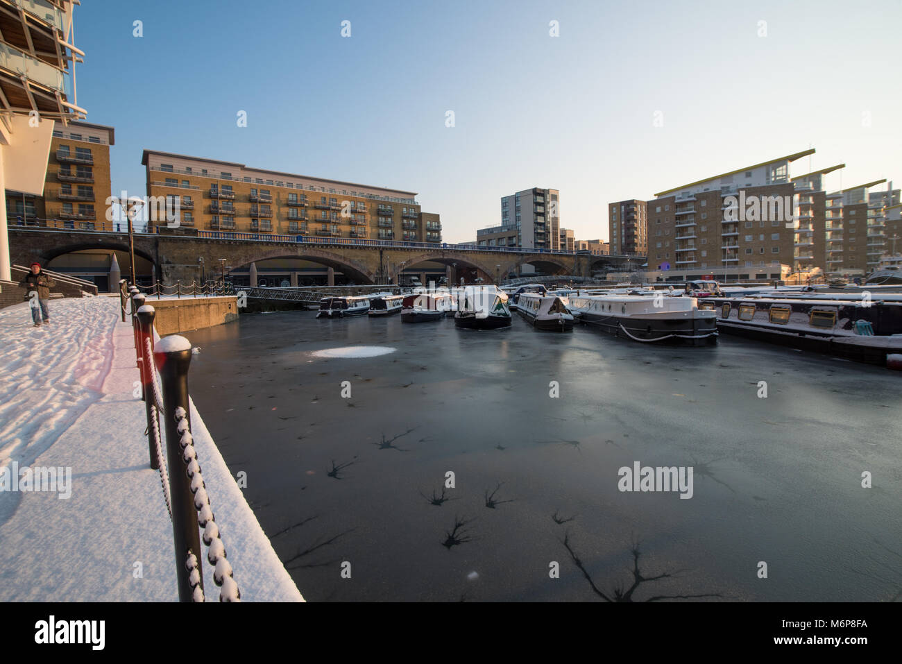 Marina layer hi-res stock photography and images - Alamy