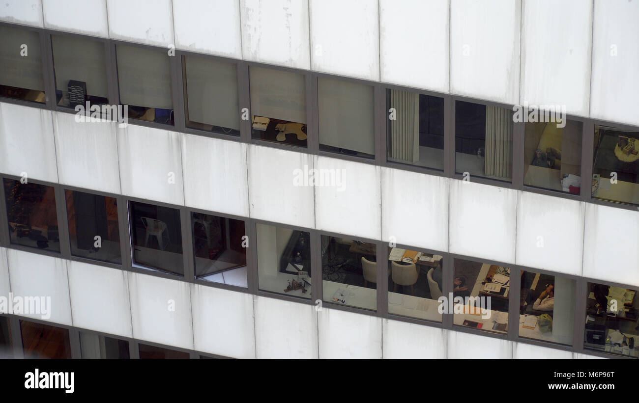 Establishing tall High Resolution Stock Photography and Images - Alamy