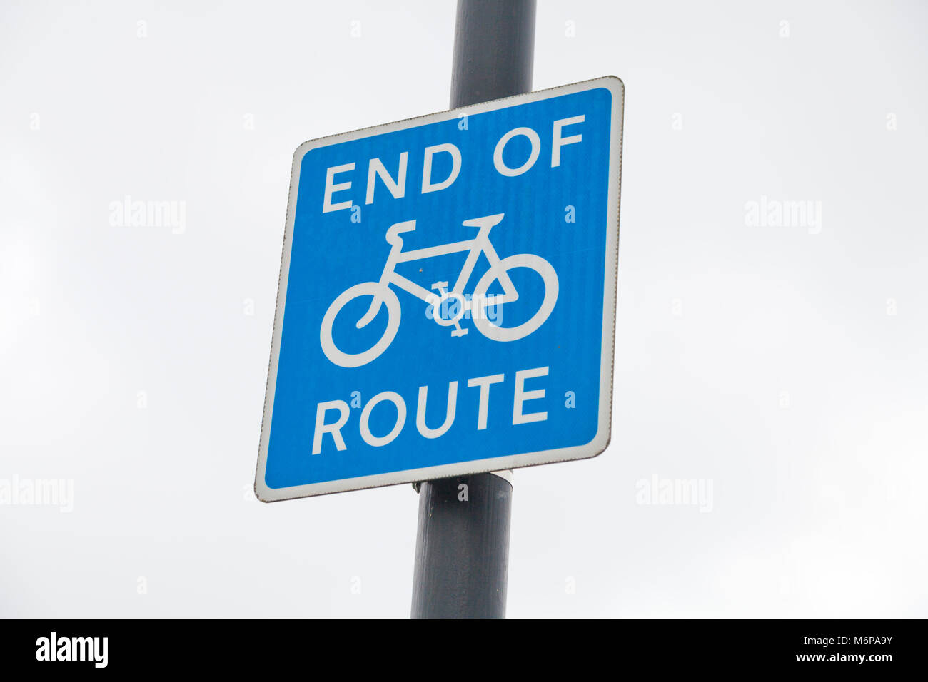 Blue background white lettering hi-res stock photography and images - Alamy