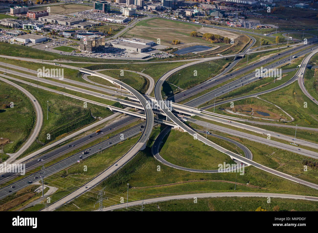 Cloverleaf interchange hi-res stock photography and images - Alamy