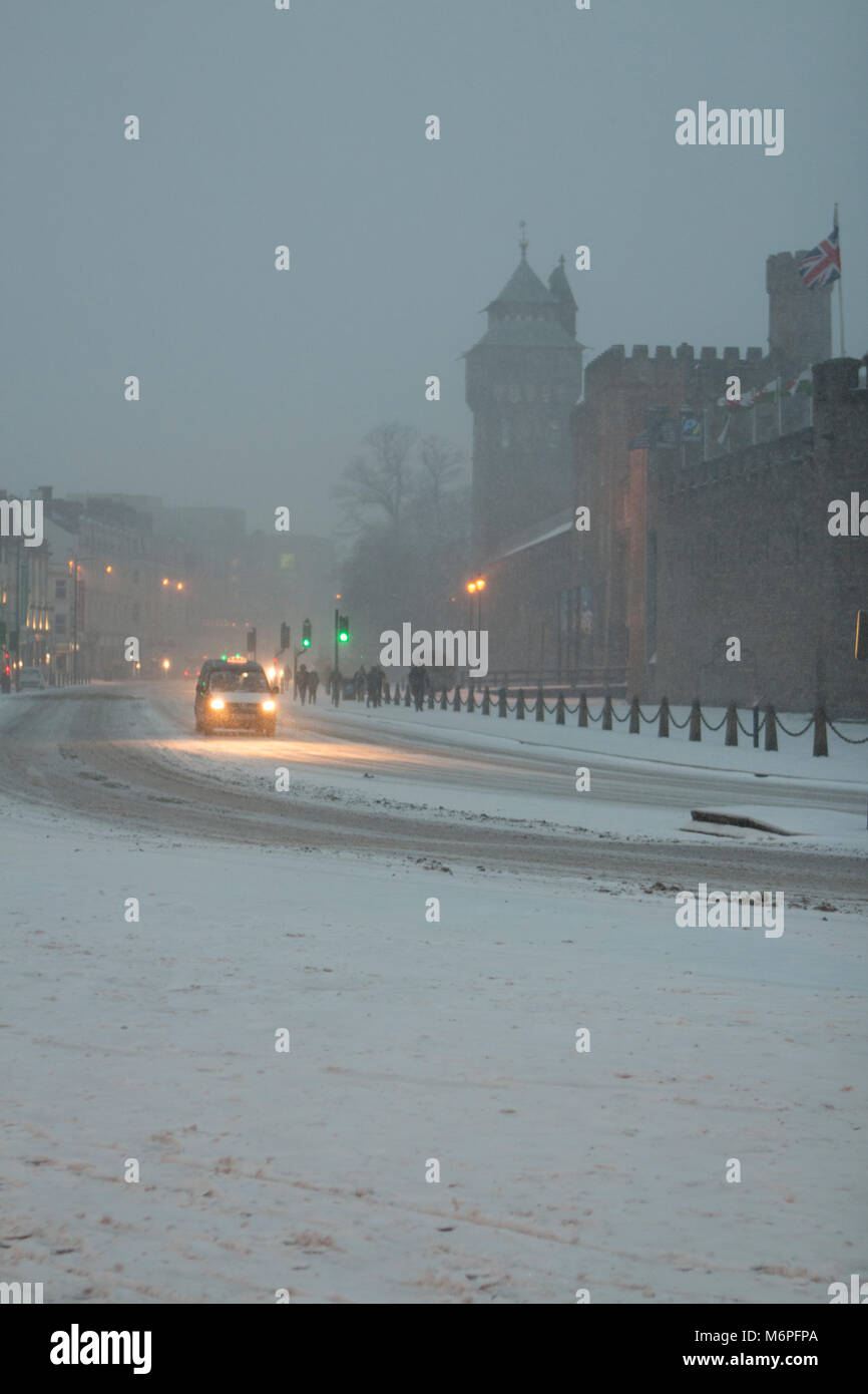 Cardiff taxi wales hi-res stock photography and images - Alamy