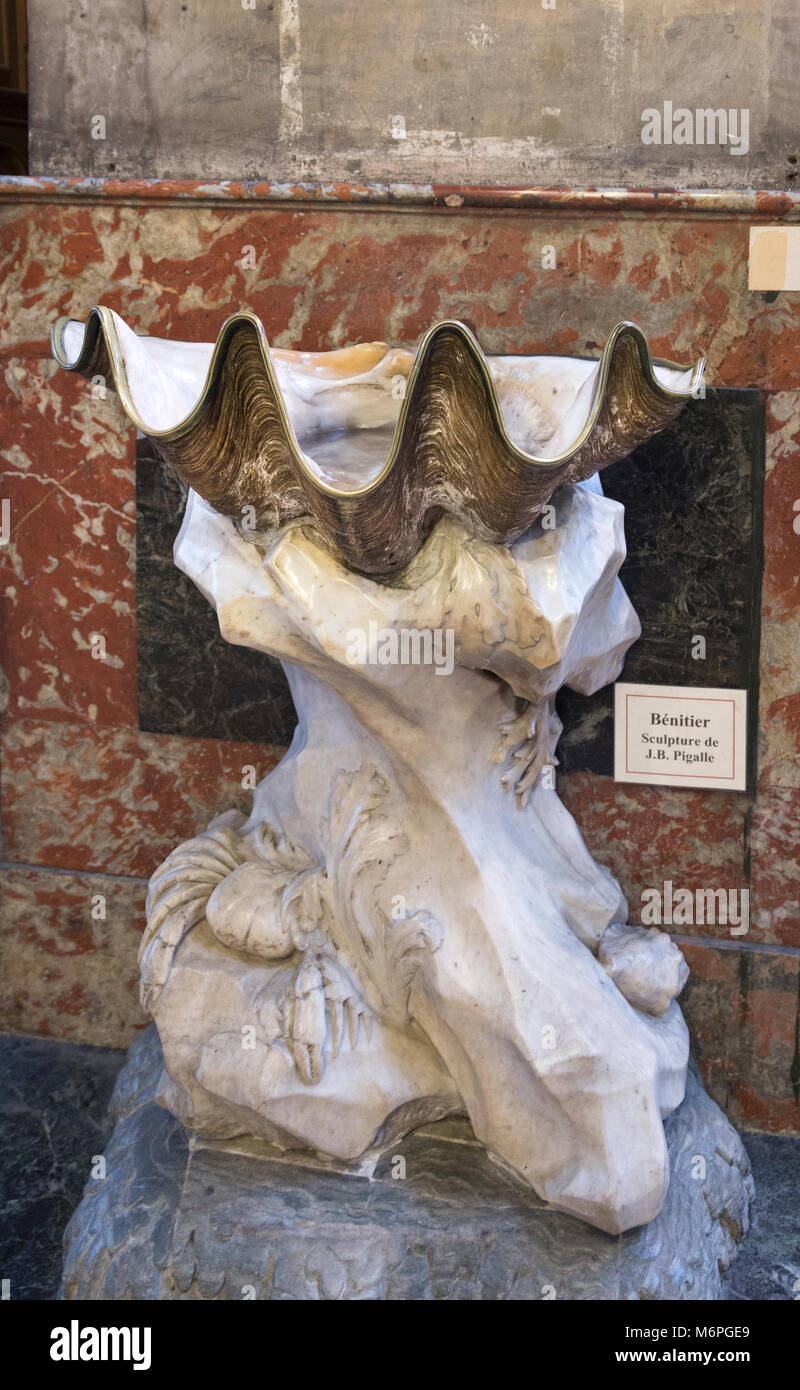 Eglise saint jean baptiste paris hi-res stock photography and images ...