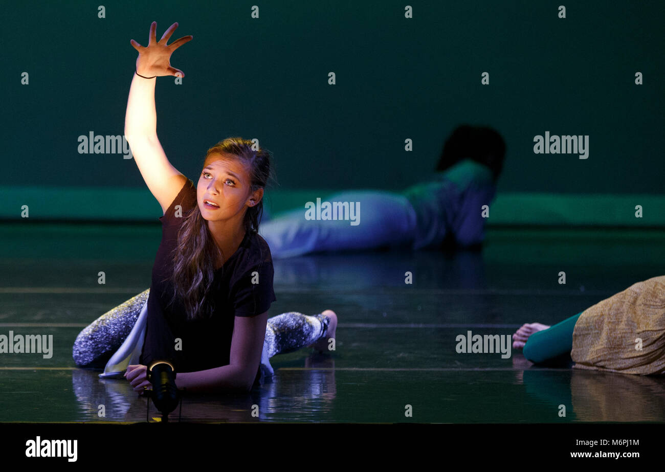 High school theater hi-res stock photography and images - Alamy