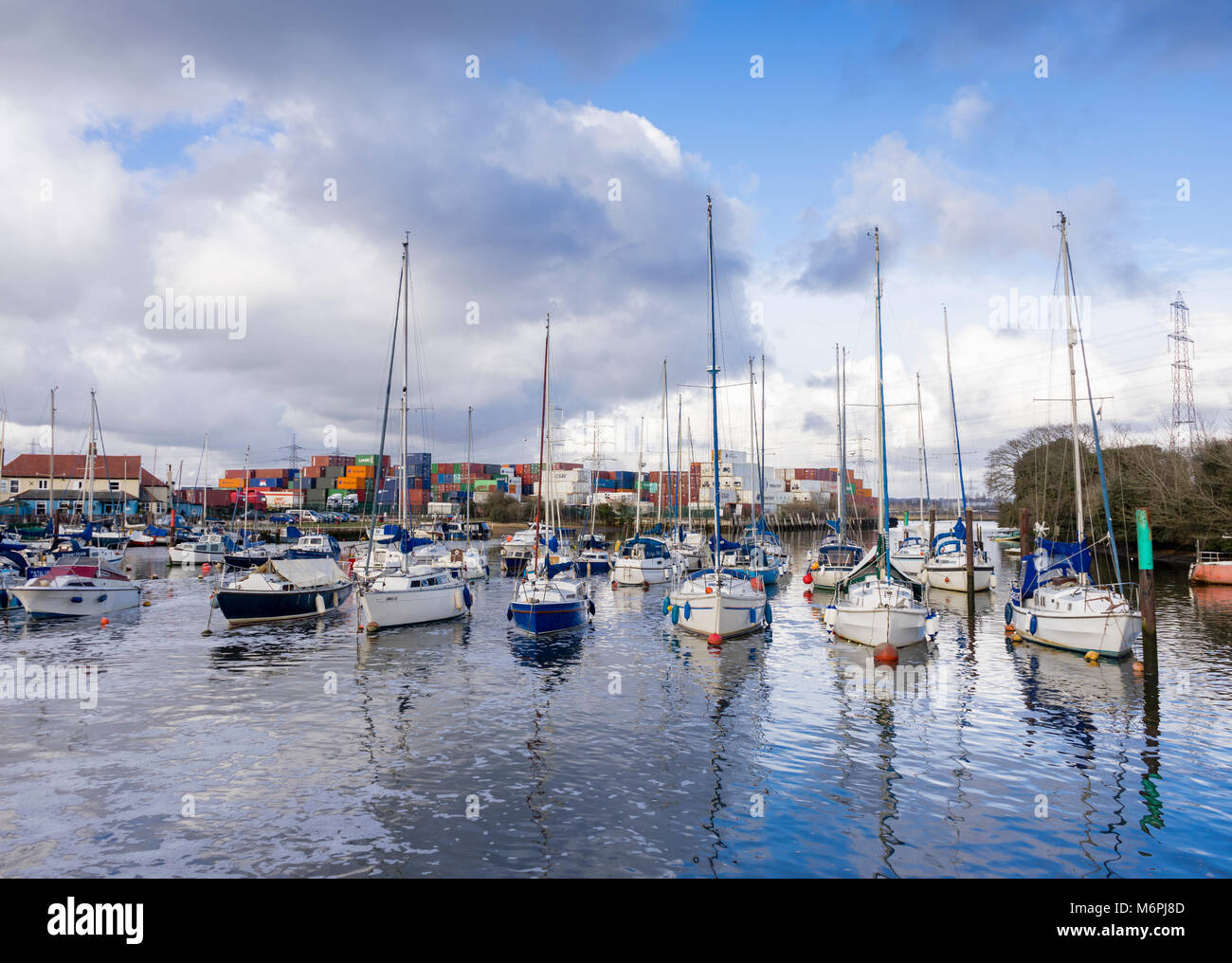 Totton and eling hi-res stock photography and images - Alamy