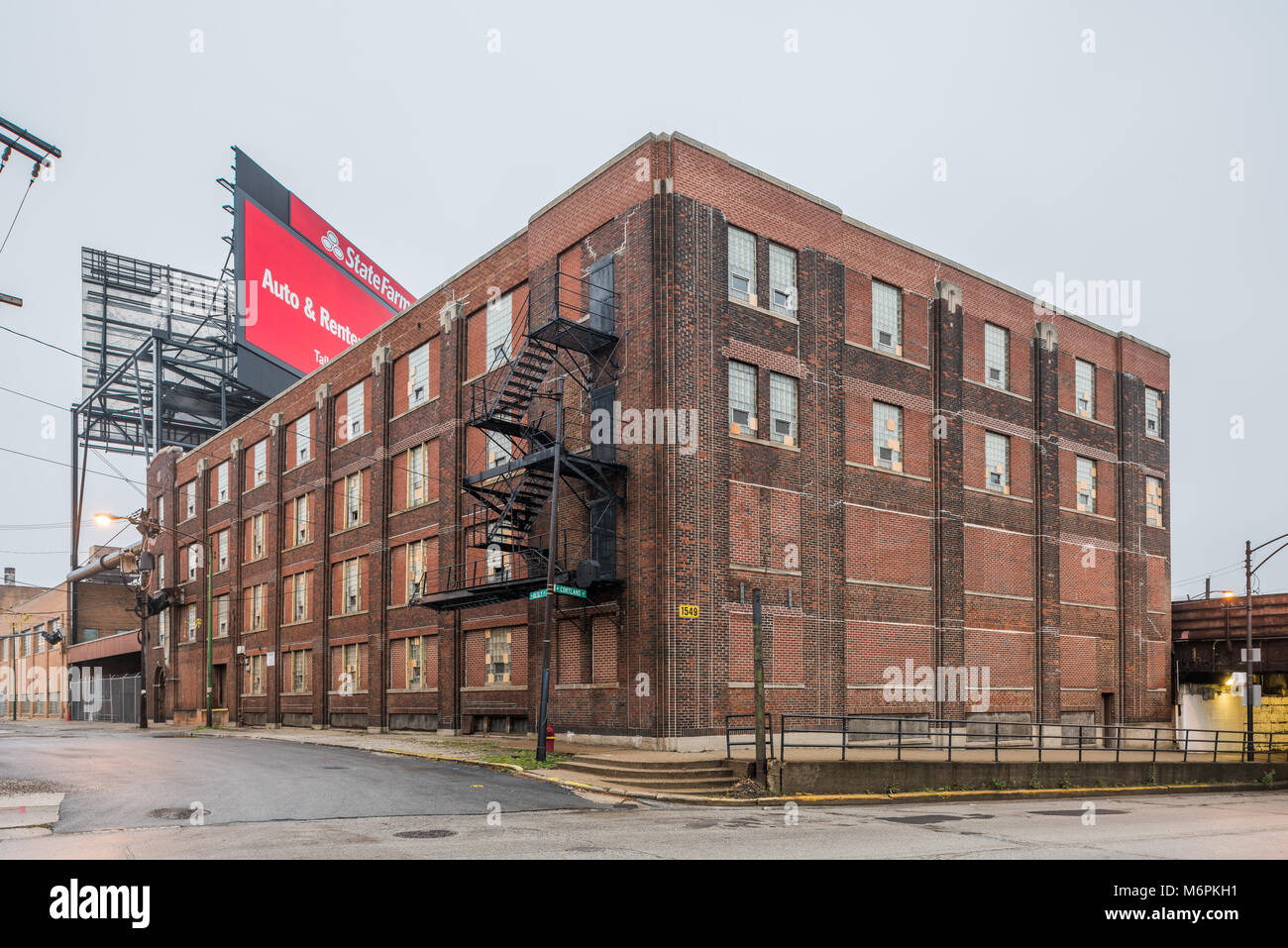 Masonry warehouse building in the Lincoln Park neighborhood Stock Photo ...