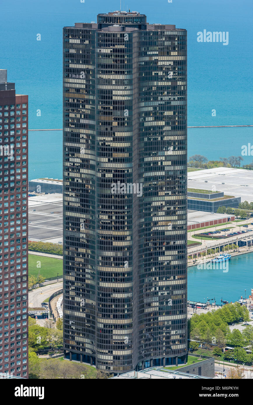 Aerial view of Lake Point Tower Stock Photo - Alamy