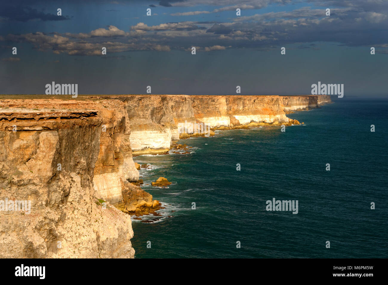 Coastal cliffs of the great Australian Bight, Australia Stock Photo - Alamy