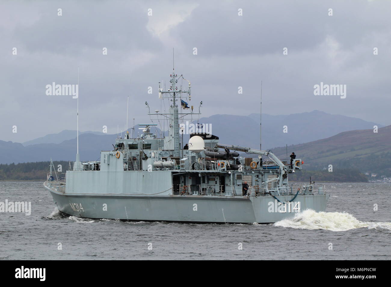 EML Sakala (M314), a Sandown-class minehunter operated by the Estonian ...