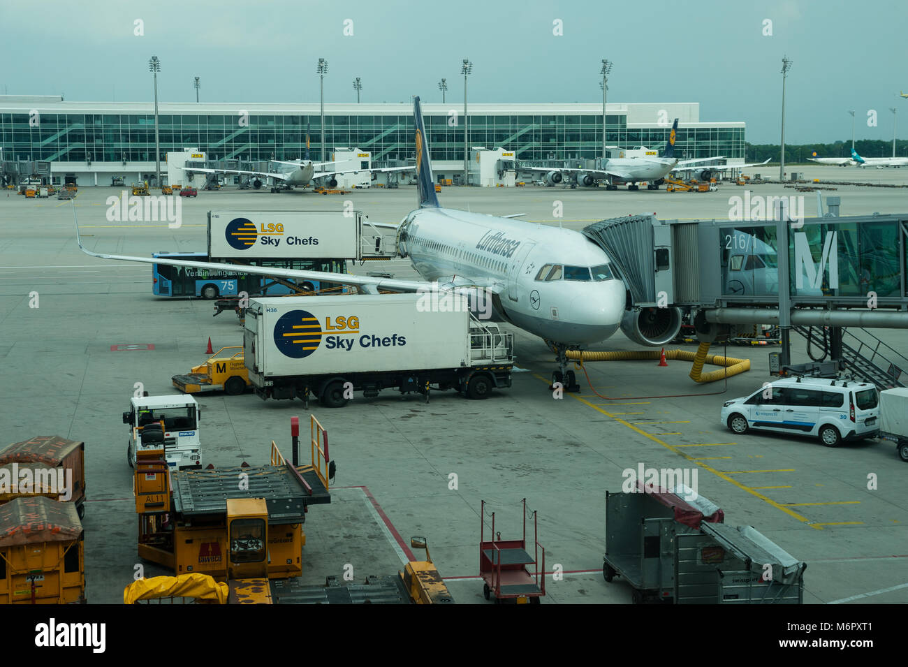 Munich airport gate hi-res stock photography and images - Alamy