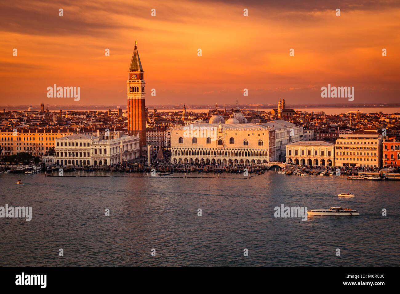 Aerial view venice hi-res stock photography and images - Alamy