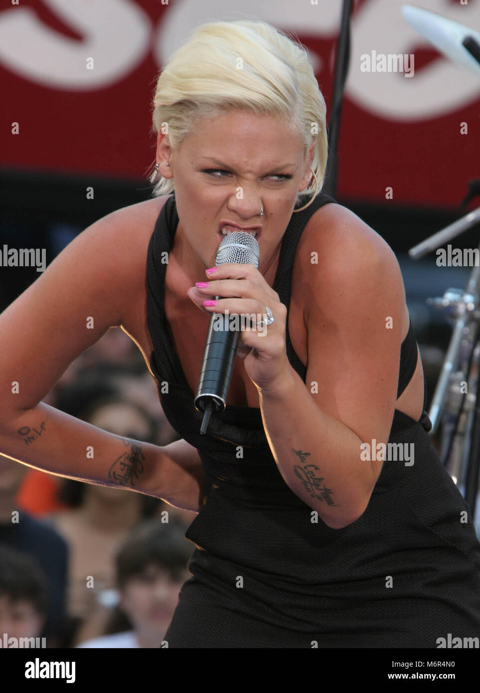 Pink 2006 Photo to By John Barrett-PHOTOlink Photo via Credit: Newscom ...