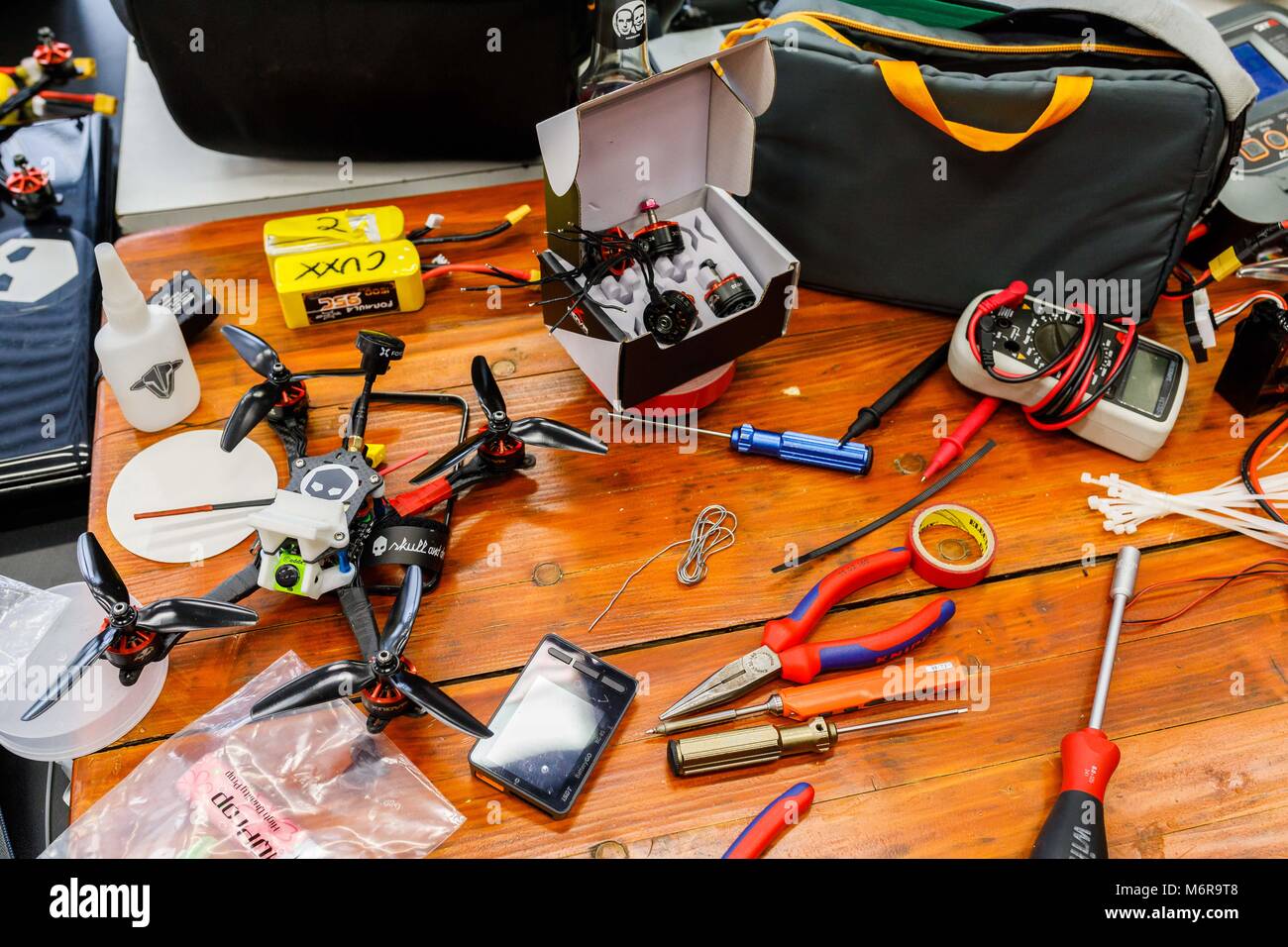 Pilots tools hi-res stock photography and images - Alamy