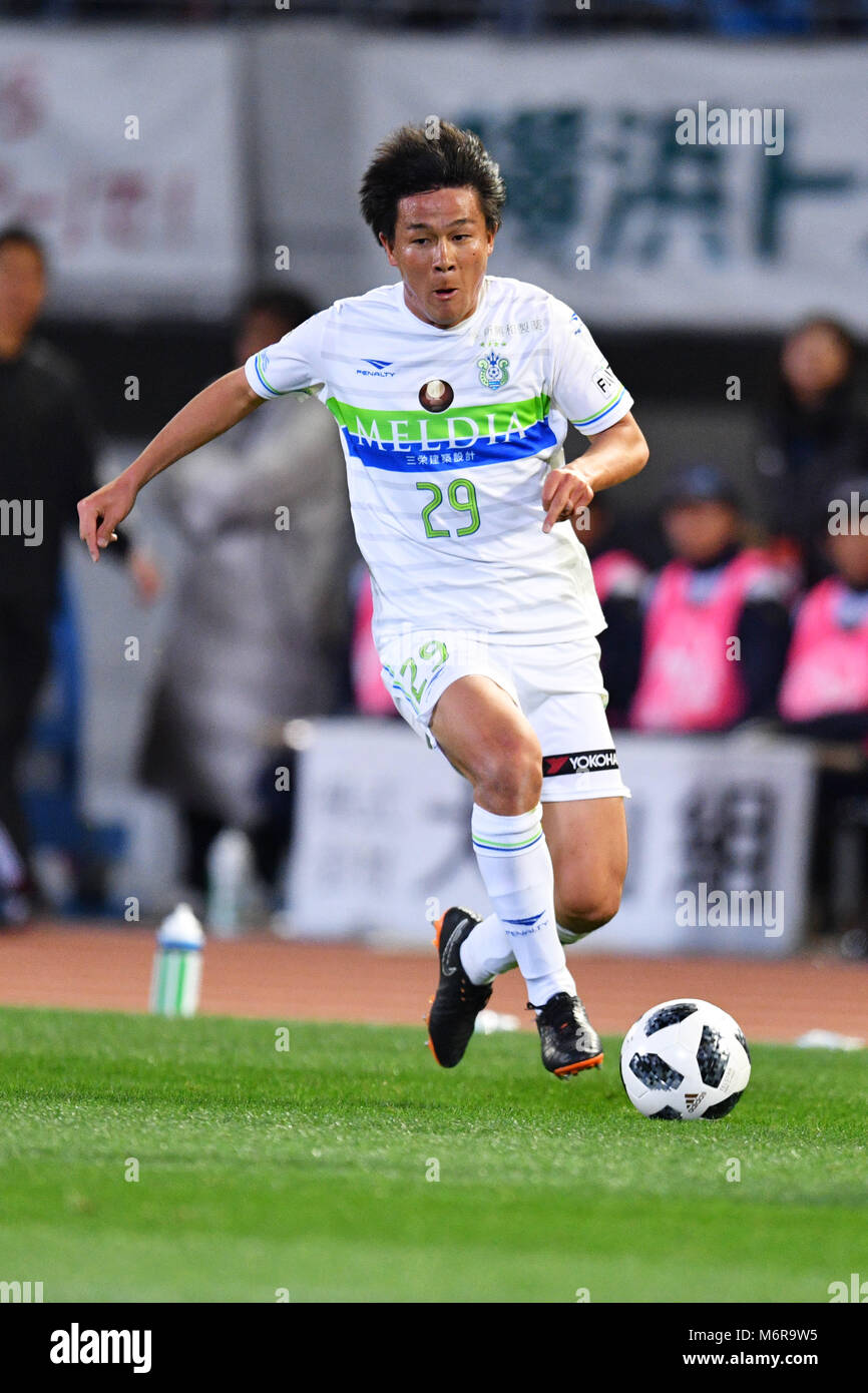Kanagawa, Japan. Credit: MATSUO. 2nd Mar, 2018. Daiki Sugioka (Bellmare ...