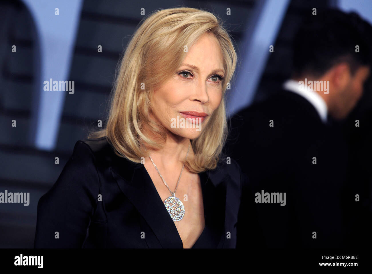 Faye Dunaway attending the 2018 Vanity Fair Oscar Party hosted by ...