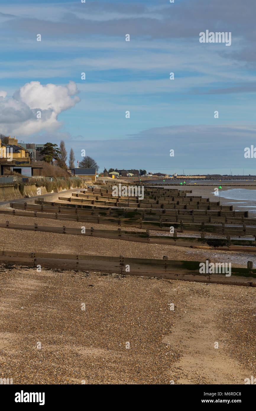 East beach in shoeburyness hi-res stock photography and images - Alamy