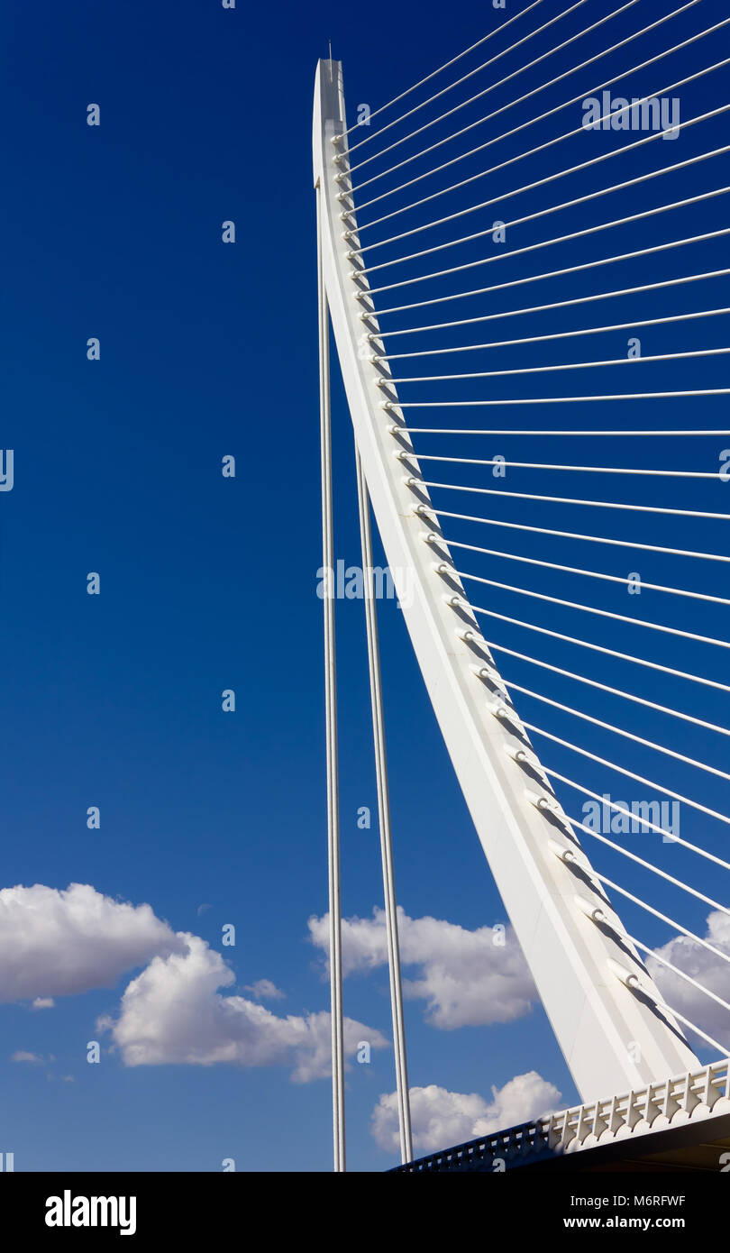 Modern bridge curve hi-res stock photography and images - Alamy