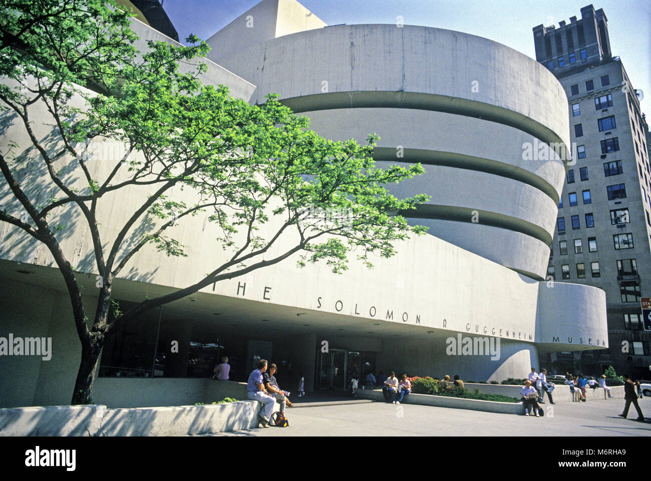 1987 HISTORICAL ROTUNDA SOLOMON GUGGENHEIM MUSEUM (©FRANK LLOYD WRIGHT ...