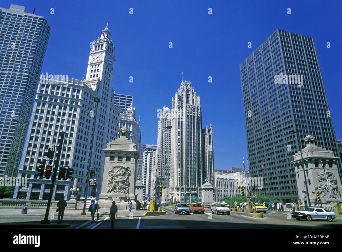 1987 HISTORICAL NORTH MICHIGAN AVENUE CHICAGO ILLINOIS USA Stock Photo ...