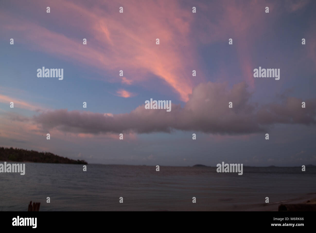 Sunset on ocean colored hi-res stock photography and images - Alamy